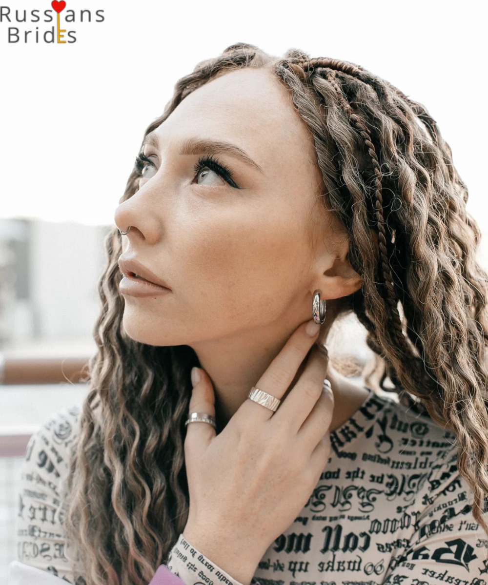 Russian Girls: Who Are They and Why You Should Date Them